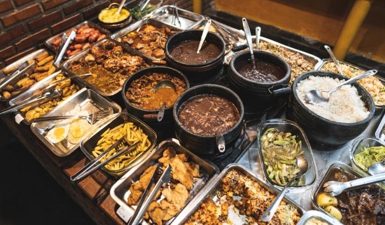 Como montar um pequeno restaurante caseiro: 8 Dicas importantes!