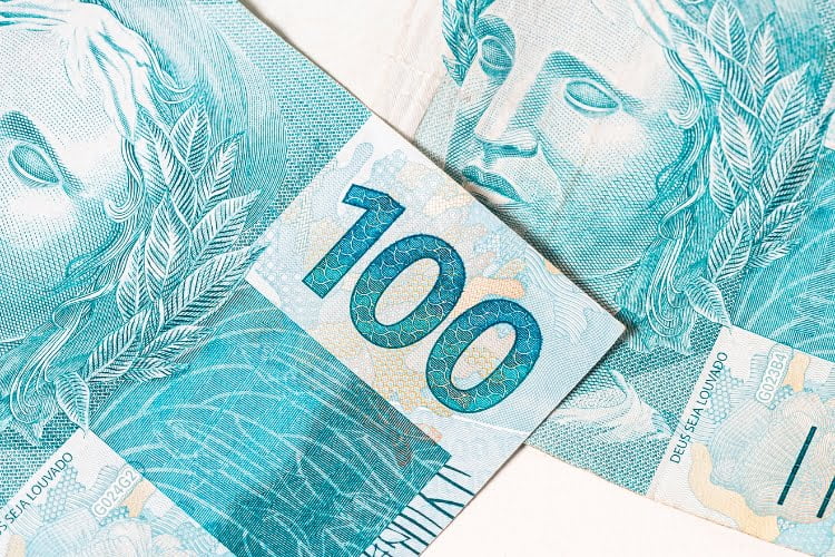 Como saber se a nota de 100 é falsa? Veja como identificar